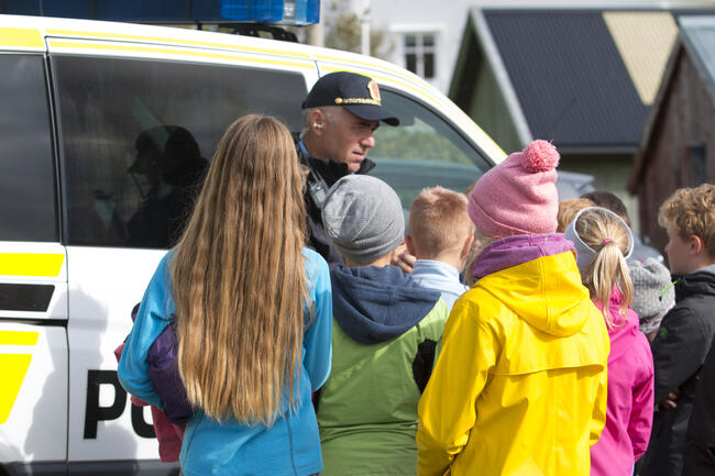 www.meldal.no - Har du forslag til trafikksikkerhetstiltak? www.meldal.no - Har du forslag til trafikksikkerhetstiltak?